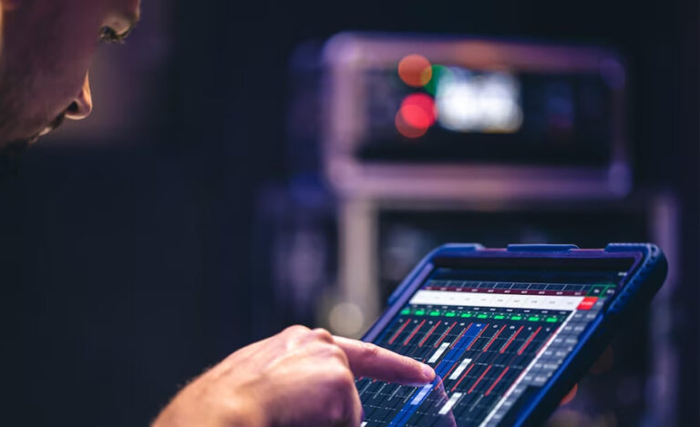 Automatic Gate Control System with License Plate Recognition - AITACS